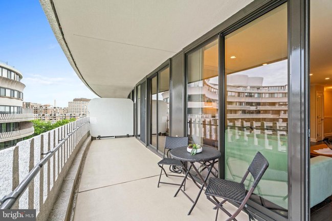 Information about The Watergate Condos For Sale and River Views in ...