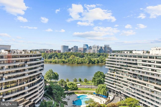 Information about The Watergate Condos For Sale and River Views in ...