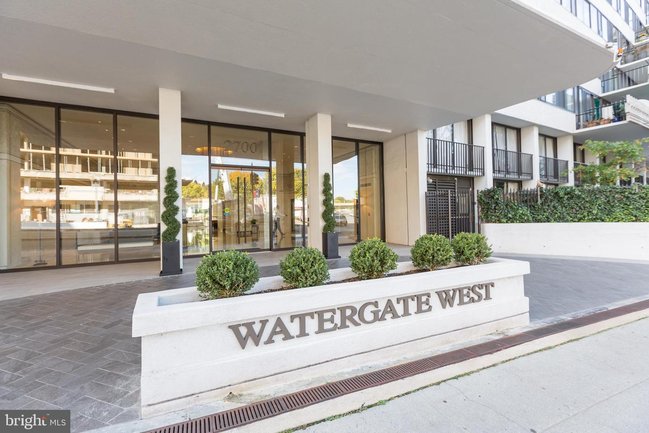 Information about The Watergate Condos For Sale and River Views in ...