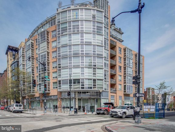 Flats and Warehouses at Union Row in Washington, DC Offer Spectacular ...